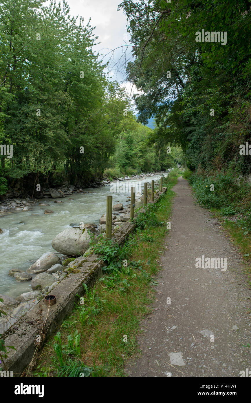 Rural house in aran valley hi-res stock photography and images - Alamy