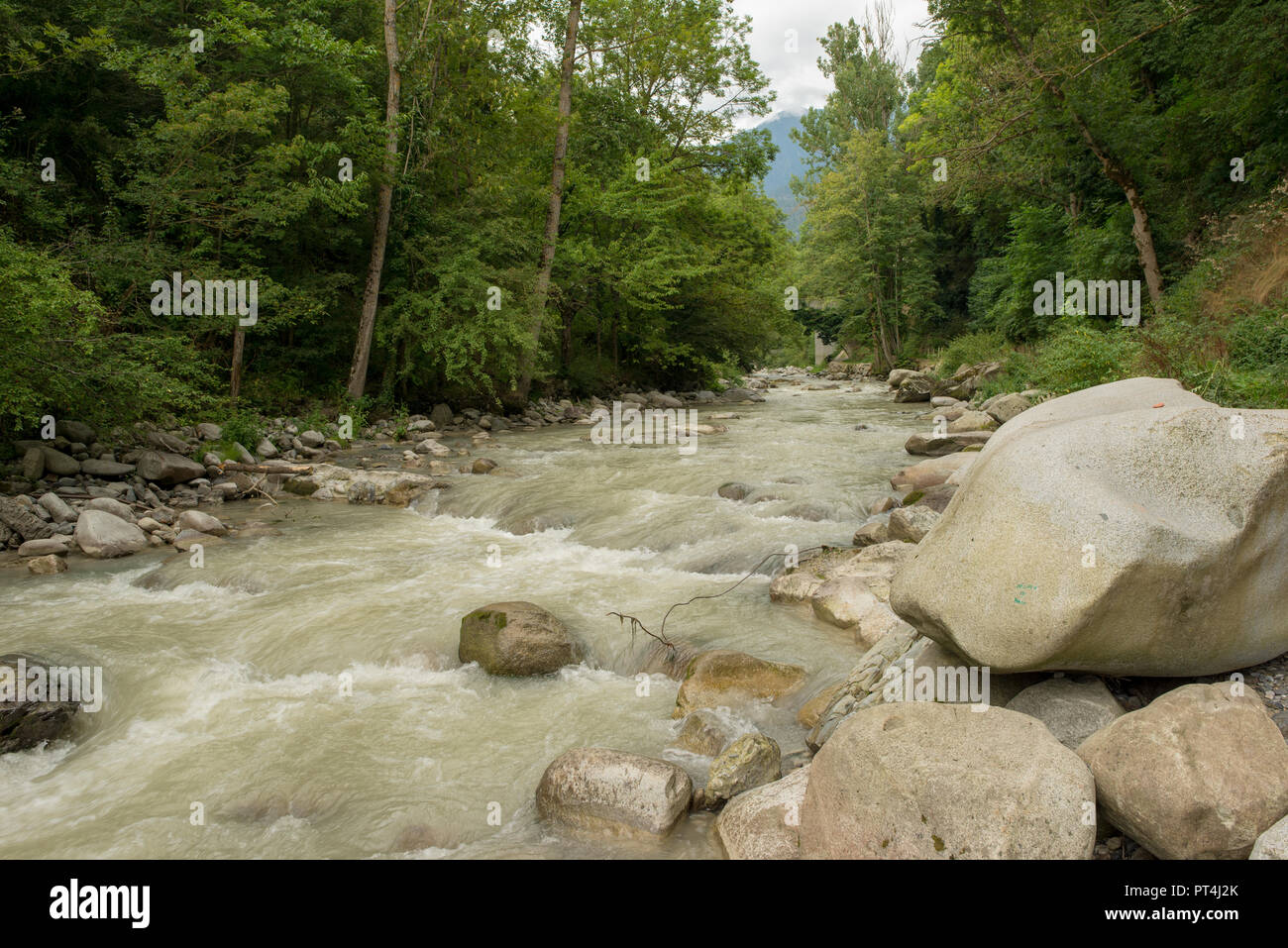 Rural house in aran valley hi-res stock photography and images - Alamy