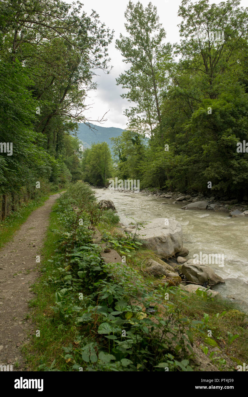 Rural house in aran valley hi-res stock photography and images - Alamy