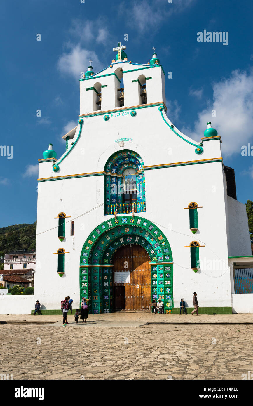 Facade of Templo de San Juan Chamula Stock Photo - Alamy