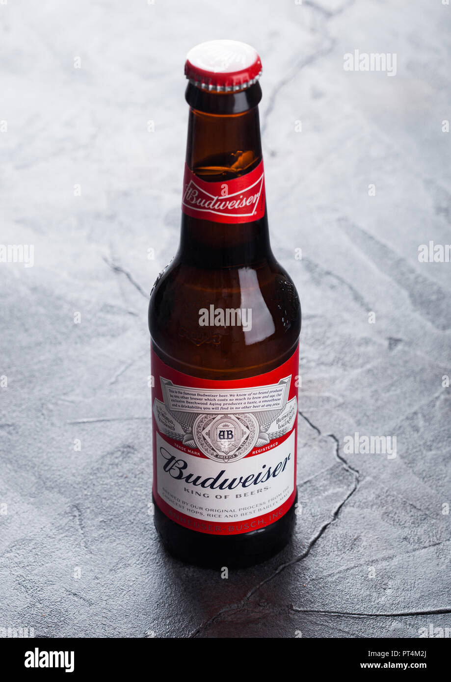 Beer bottle condensation budweiser hi-res stock photography and images ...