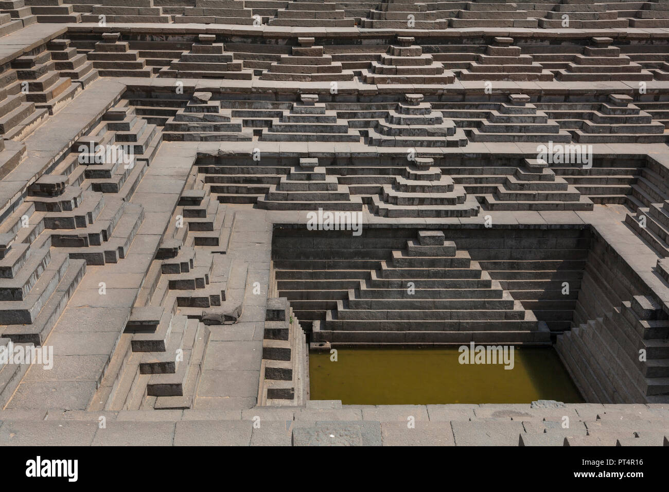 Indian step well hi-res stock photography and images - Alamy
