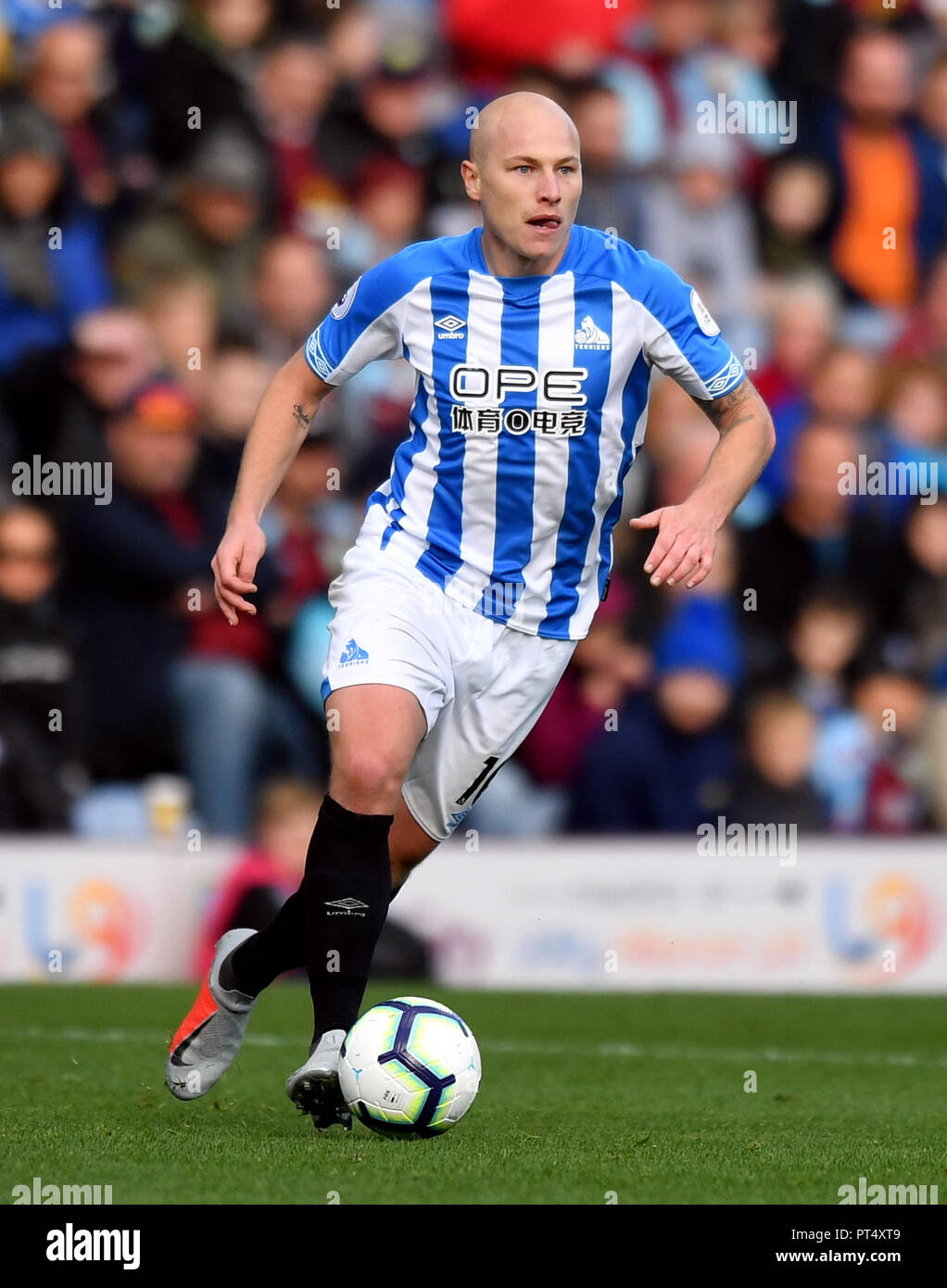 Huddersfield Town's Aaron Mooy during the Premier League match at Turf ...