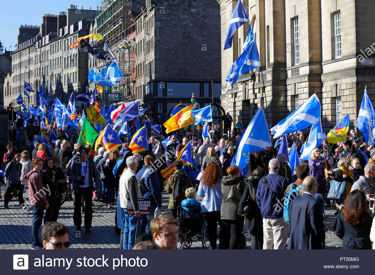 Scottish flags hi-res stock photography and images - Alamy