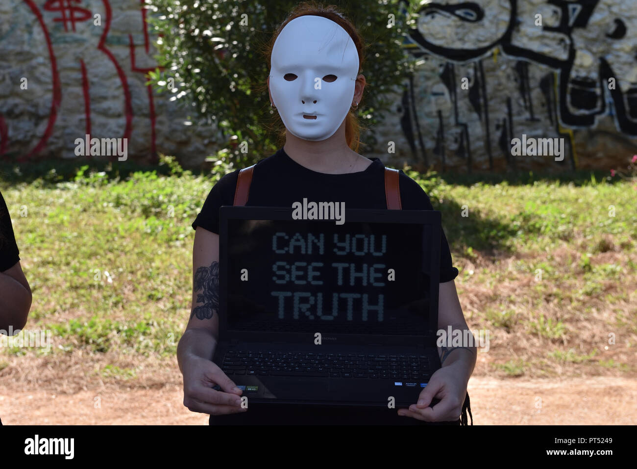 Athens, Greece. 6th Oct 2018.Animal rights activists protest against ...
