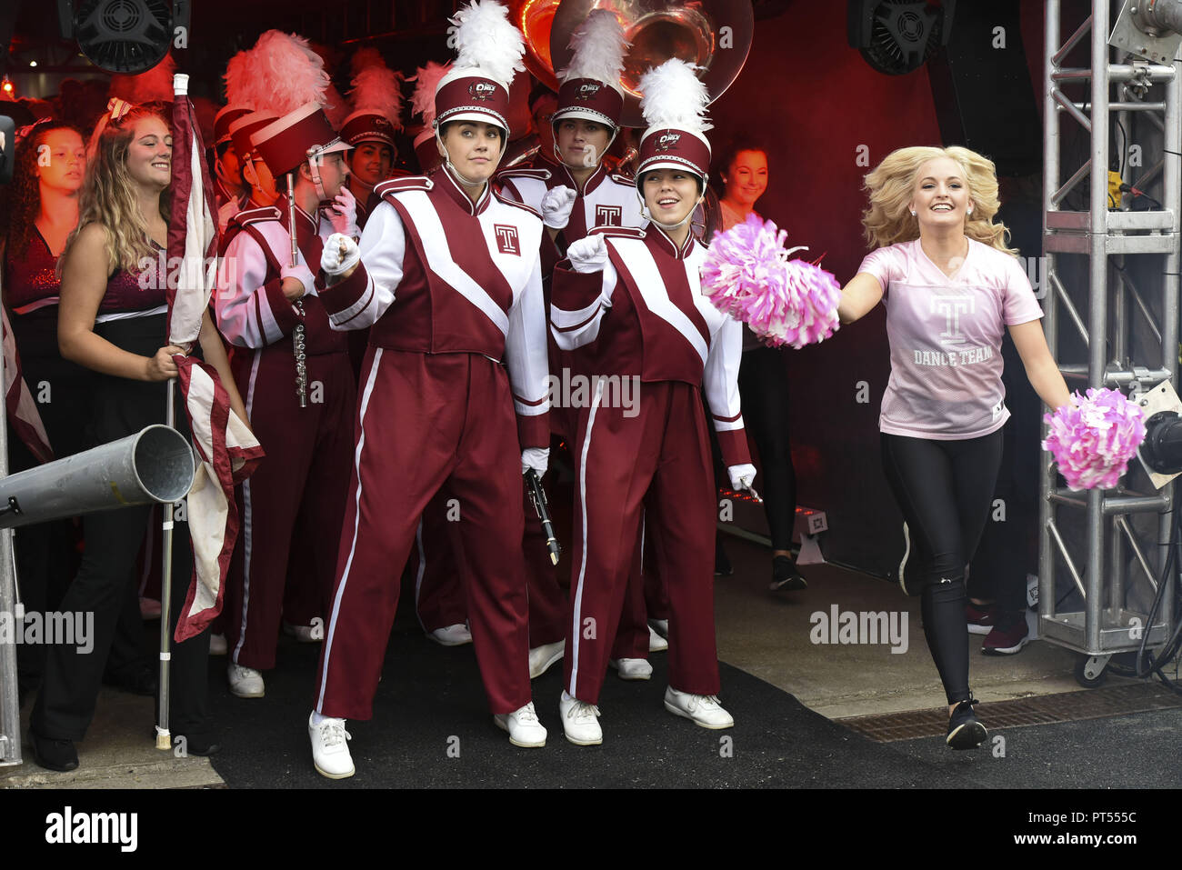 Ecu cheerleaders hi-res stock photography and images - Alamy