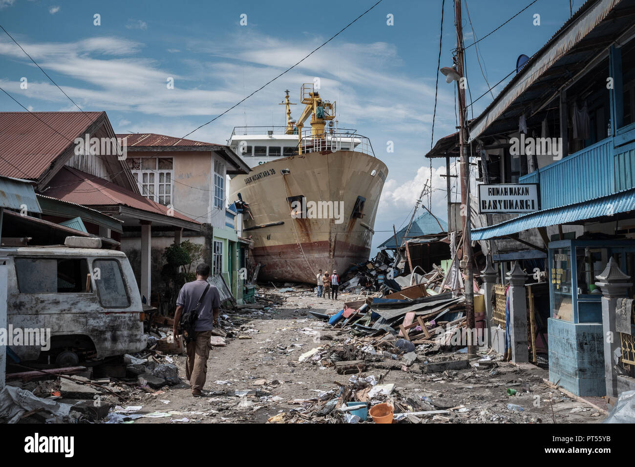 Wani village hi-res stock photography and images - Alamy