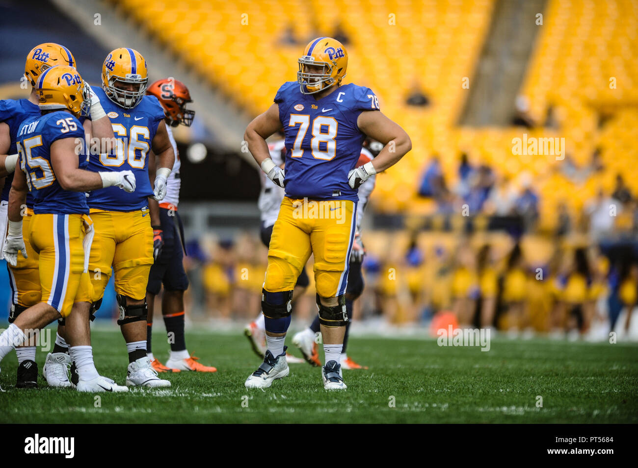 Pittsburgh, PA, USA. 6th Oct, 2018. Alex Booker #78 during the Pitts ...