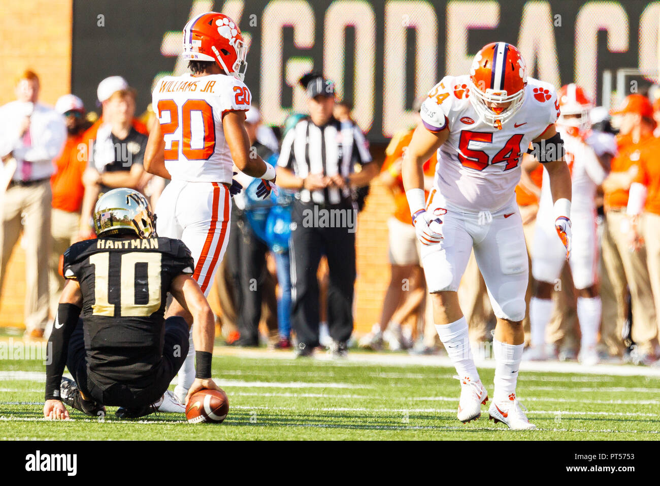Winston-Salem, NC, USA. 6th Oct, 2018. Clemson Tigers defensive end ...
