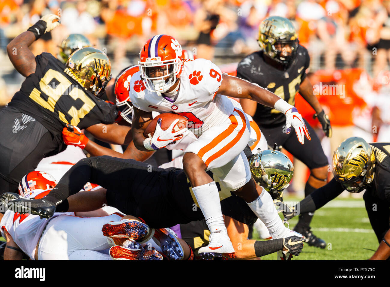 Winston-Salem, NC, USA. 6th Oct, 2018. Clemson Tigers running back ...