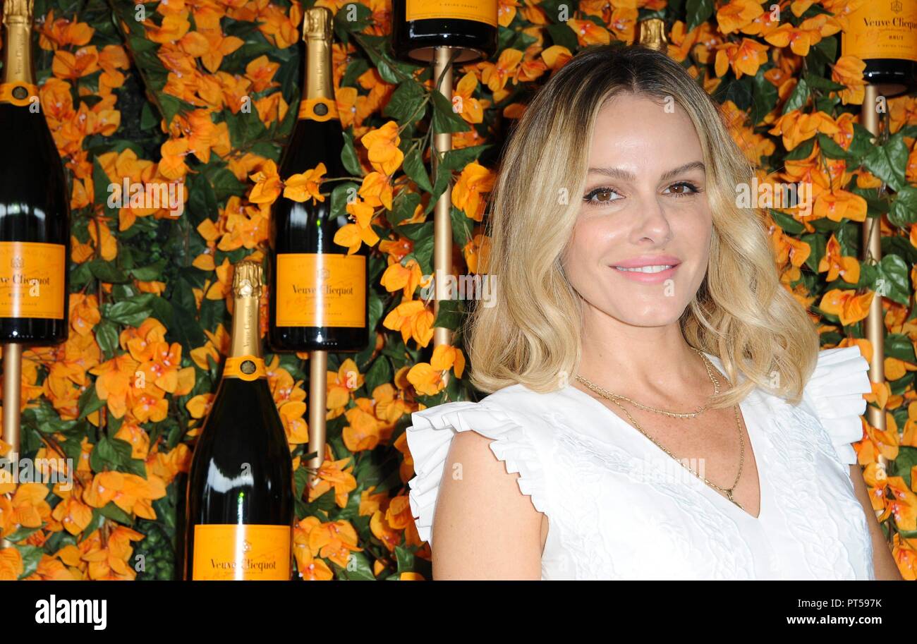 Elizabeth monet hi-res stock photography and images - Alamy