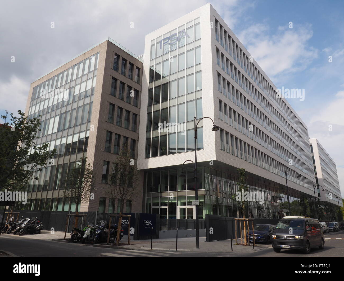 Paris, France. 31st Aug, 2018. Europe's second largest carmaker PSA is ...