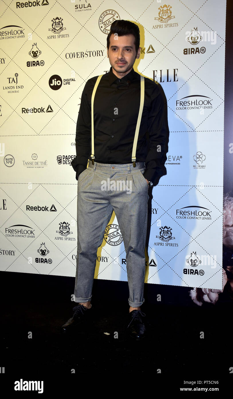 The end film credit hi-res stock photography and images - Alamy