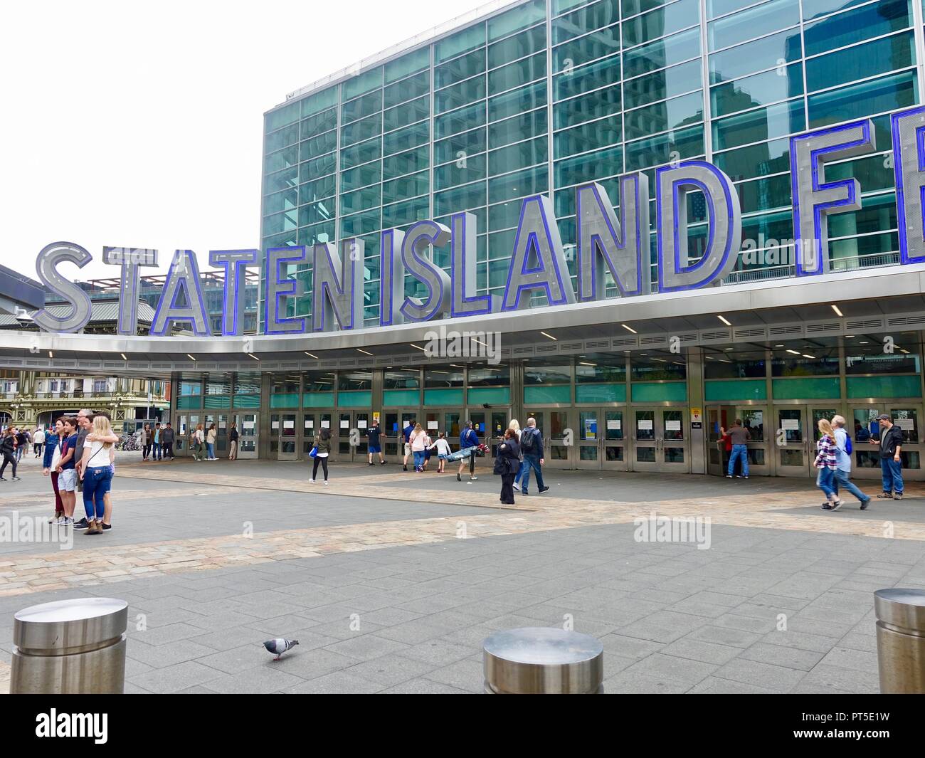 Outside the Staten Island Ferry terminal. New York, NY Stock Photo - Alamy