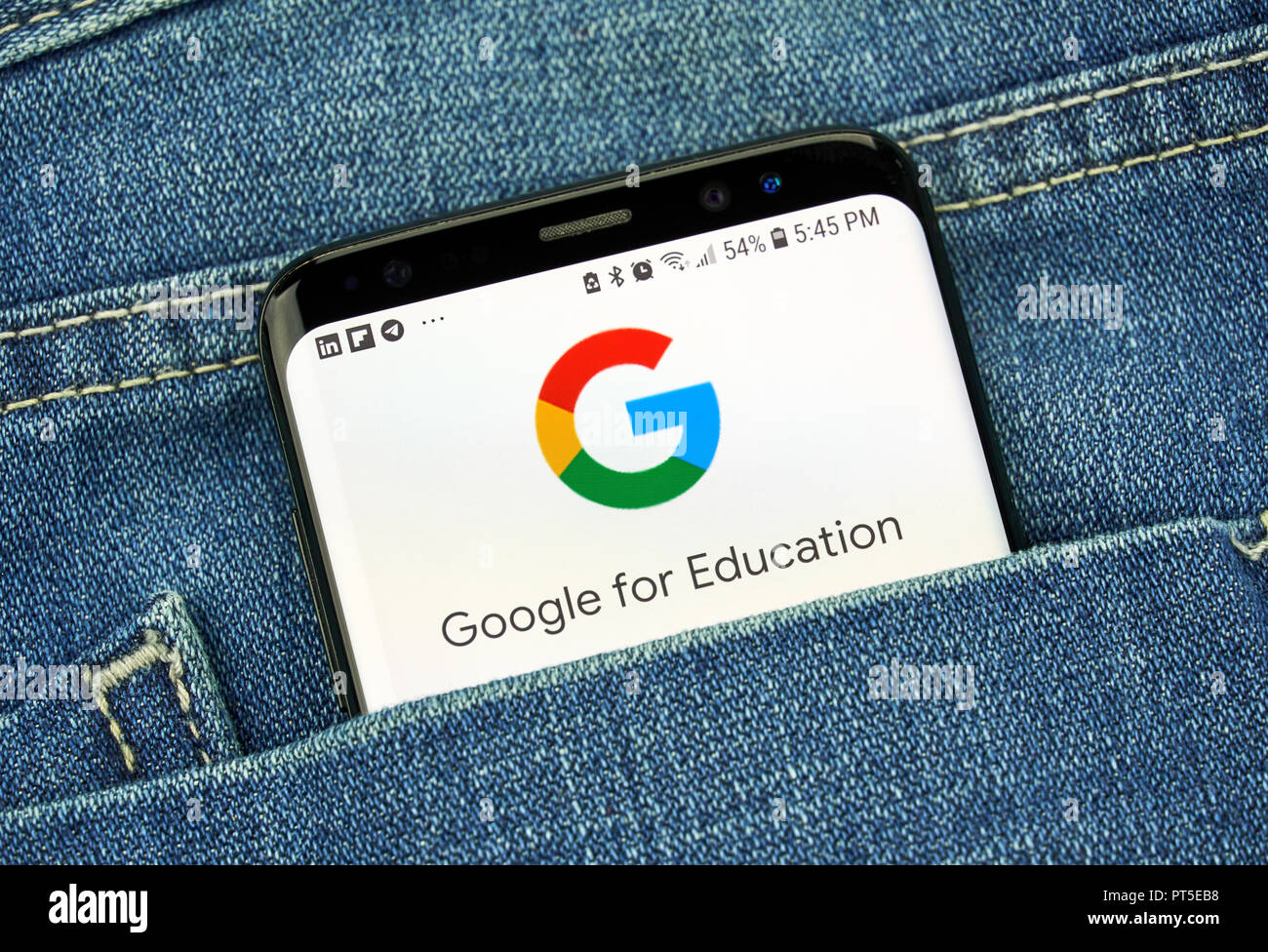 Google for education hi-res stock photography and images - Alamy