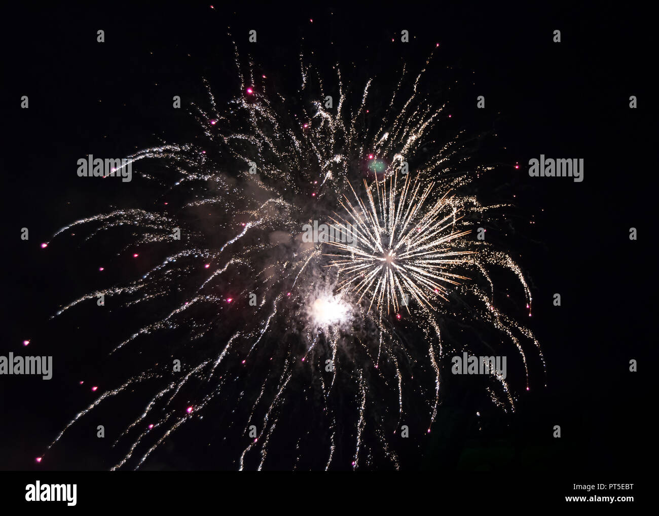 November firework hi-res stock photography and images - Alamy