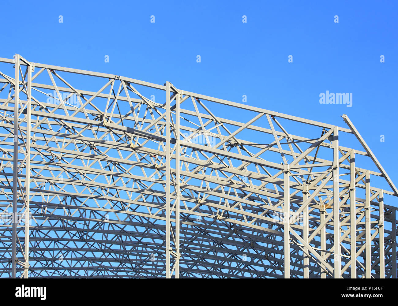 Skeleton of industrial building during construction Stock Photo - Alamy