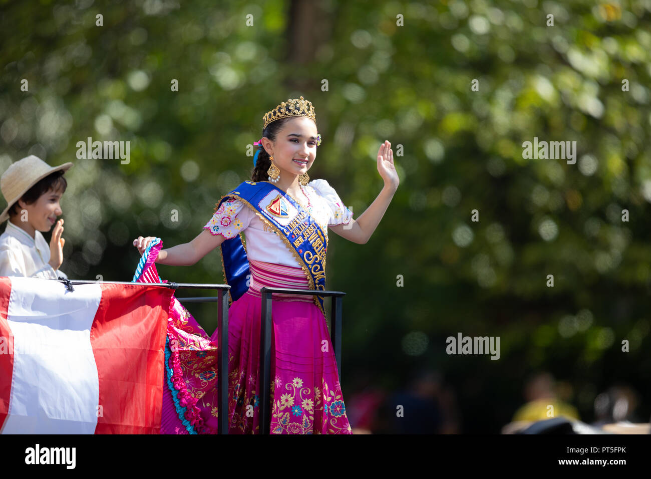 Panama independence day parade hi-res stock photography and images - Alamy