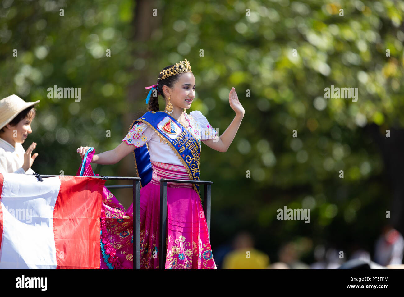 Panama independence day parade hi-res stock photography and images - Alamy