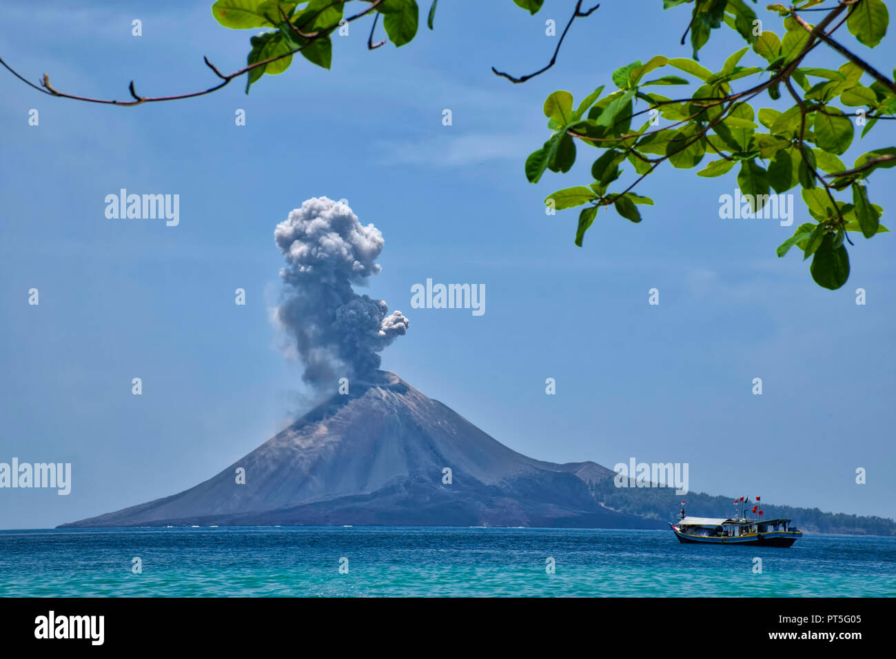 Sunda strait hi-res stock photography and images - Alamy