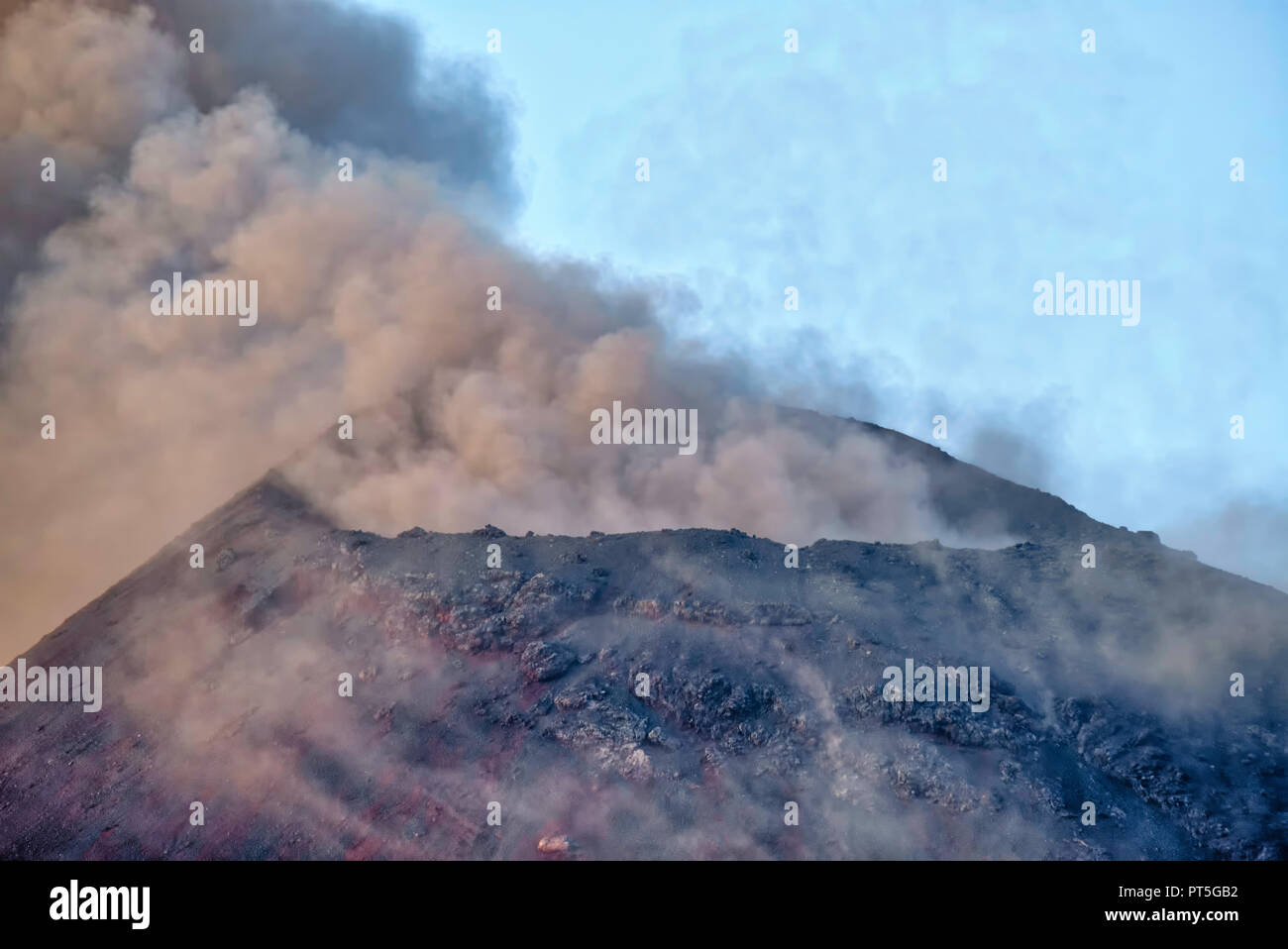Volcanic island arc hi-res stock photography and images - Alamy