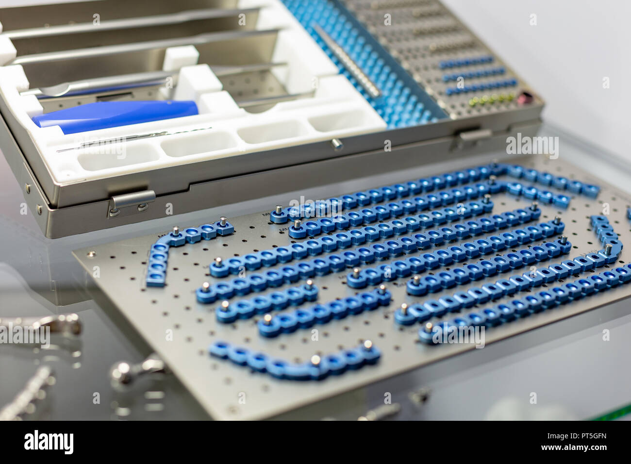 Tools and equipment for orthopedic and surgical reconstruction of the ...