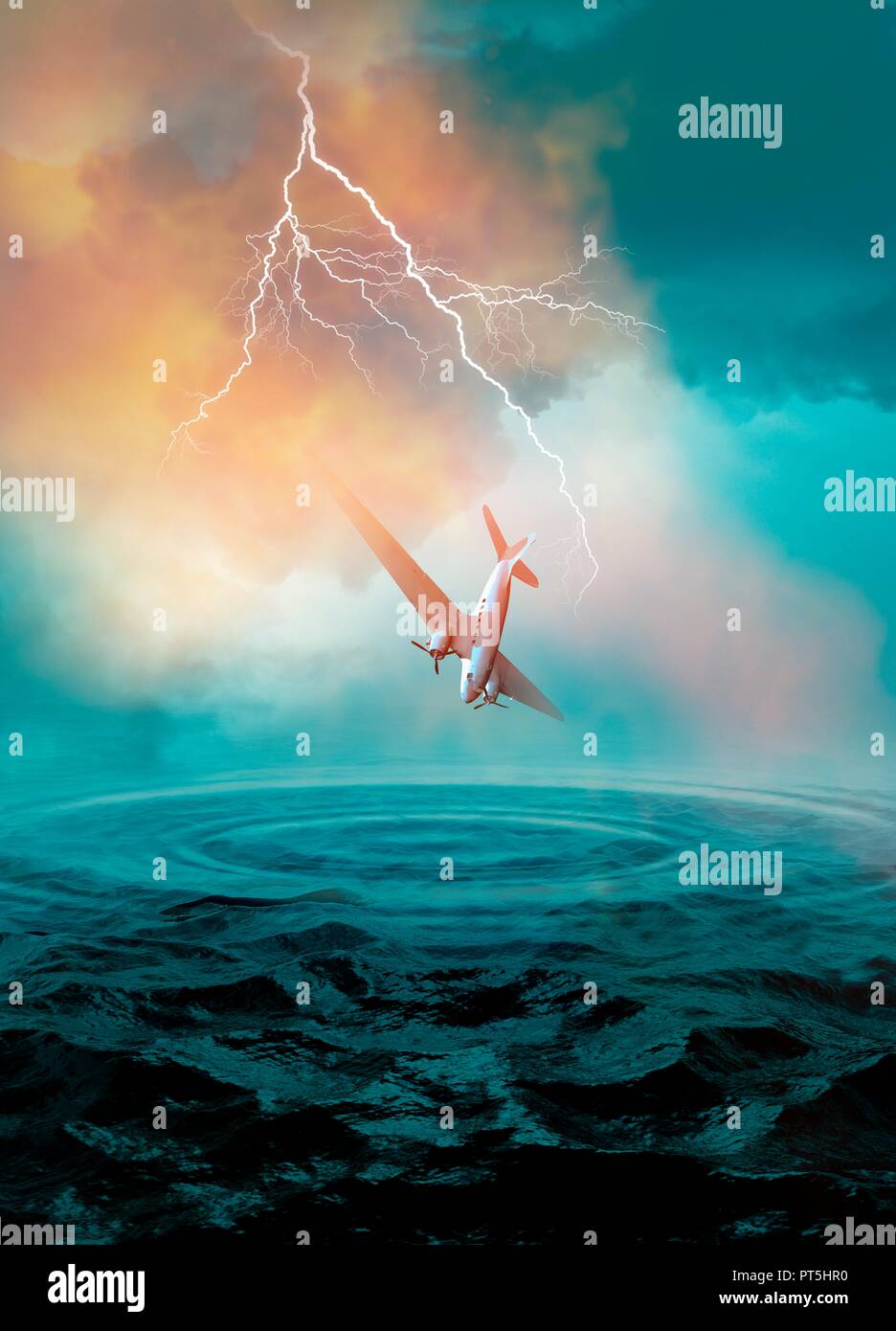 Vintage Plane Storm Stock Photos & Vintage Plane Storm Stock Images - Alamy