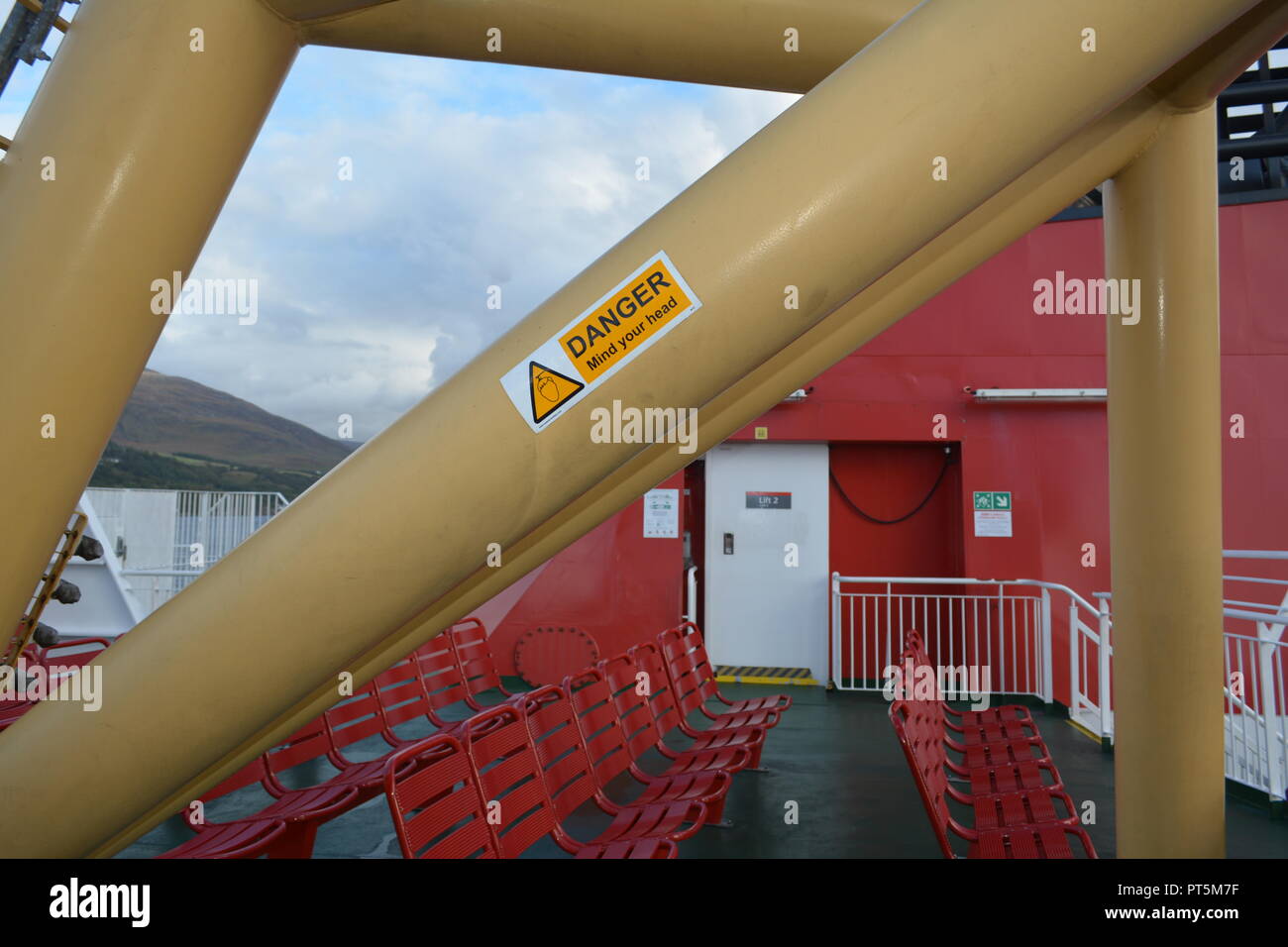 Man head between railings hi-res stock photography and images - Alamy