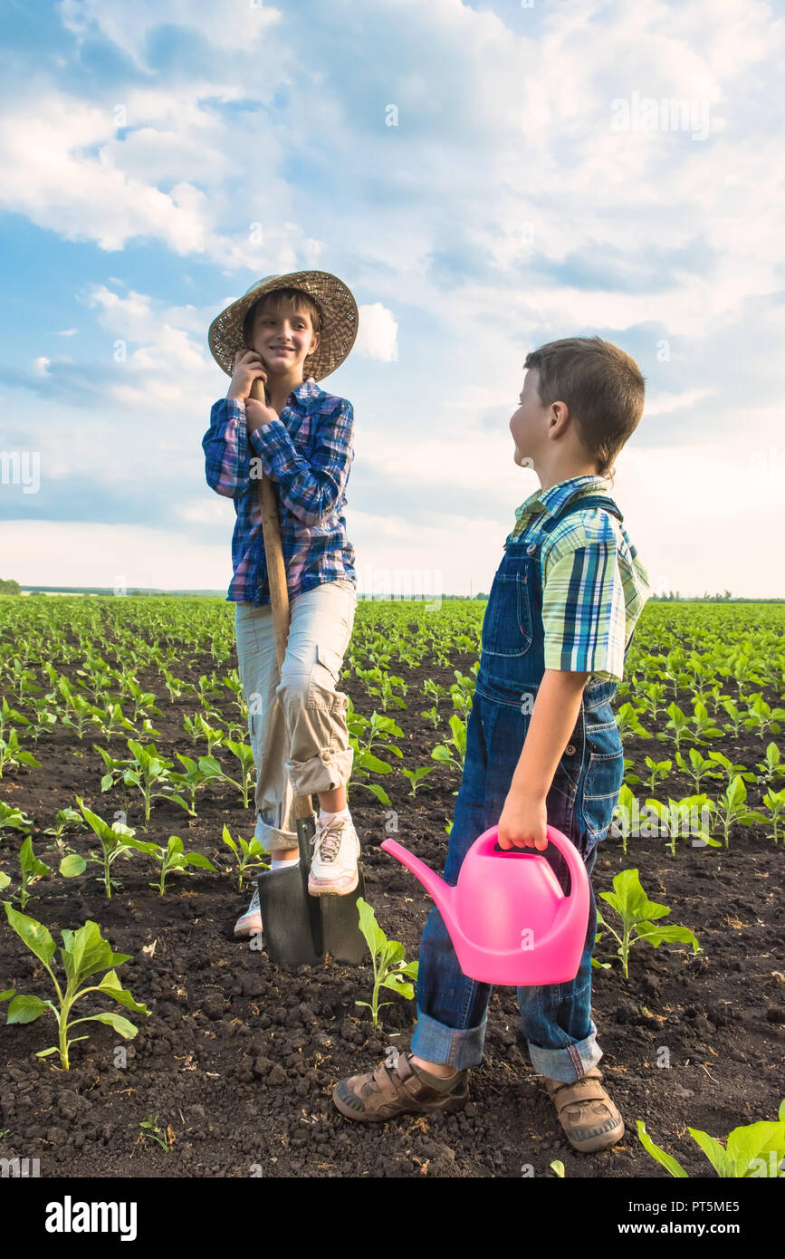 Farm woman overall hi-res stock photography and images - Alamy