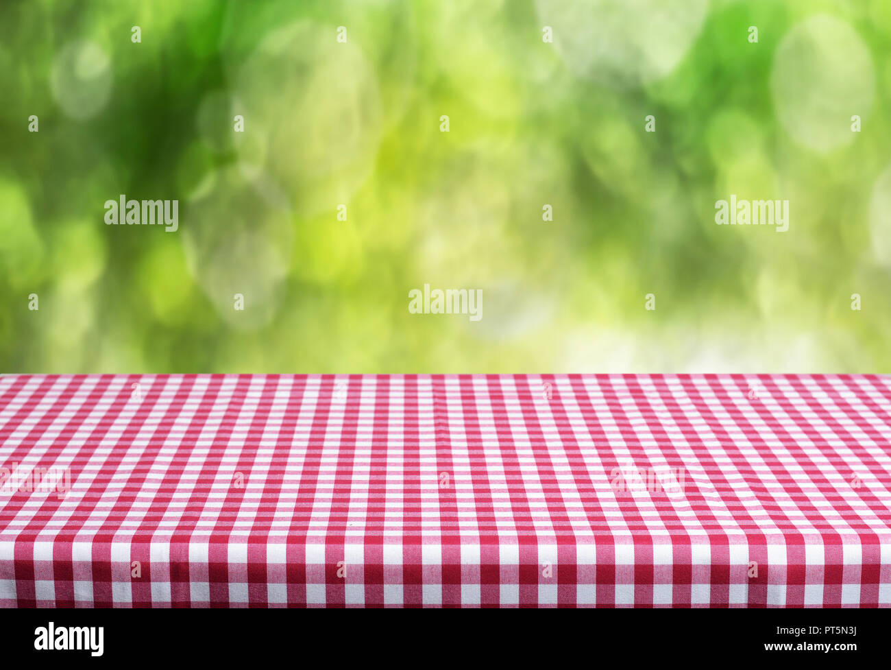 empty table for product display montages Stock Photo - Alamy