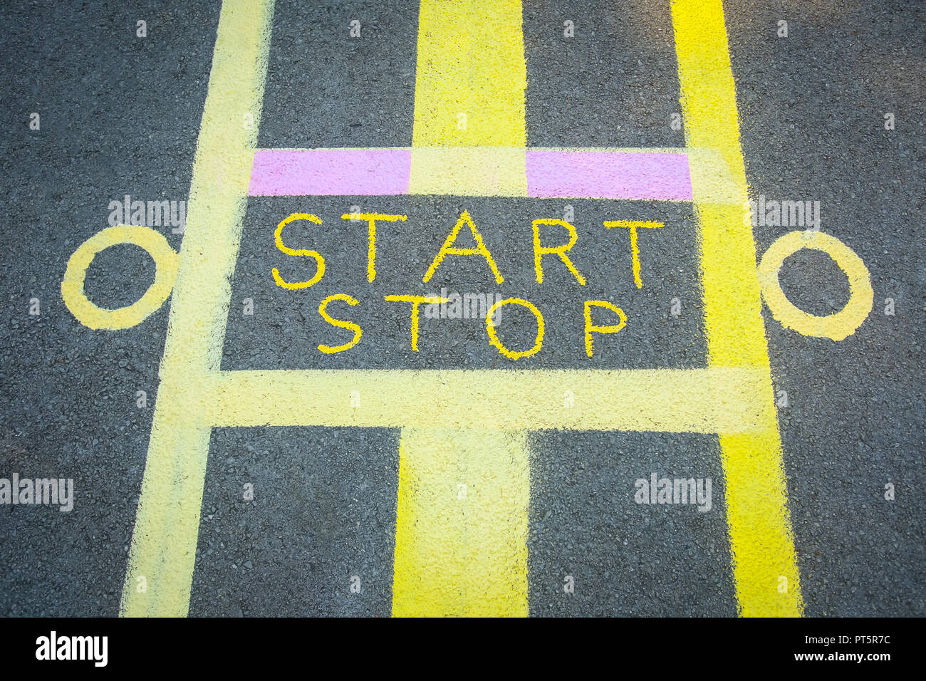 Start stop sign hi-res stock photography and images - Alamy