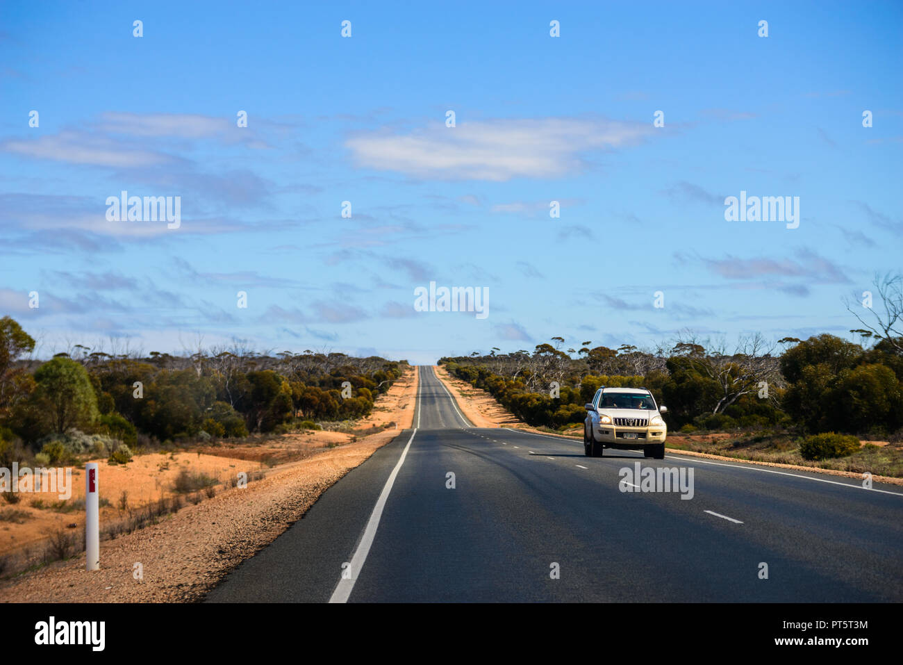 90 Mile Straight, Australias longest straight road, Western Australia ...