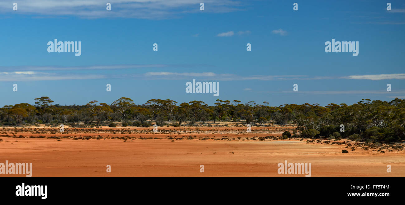 a dry lake in the Outback, Australia Stock Photo - Alamy