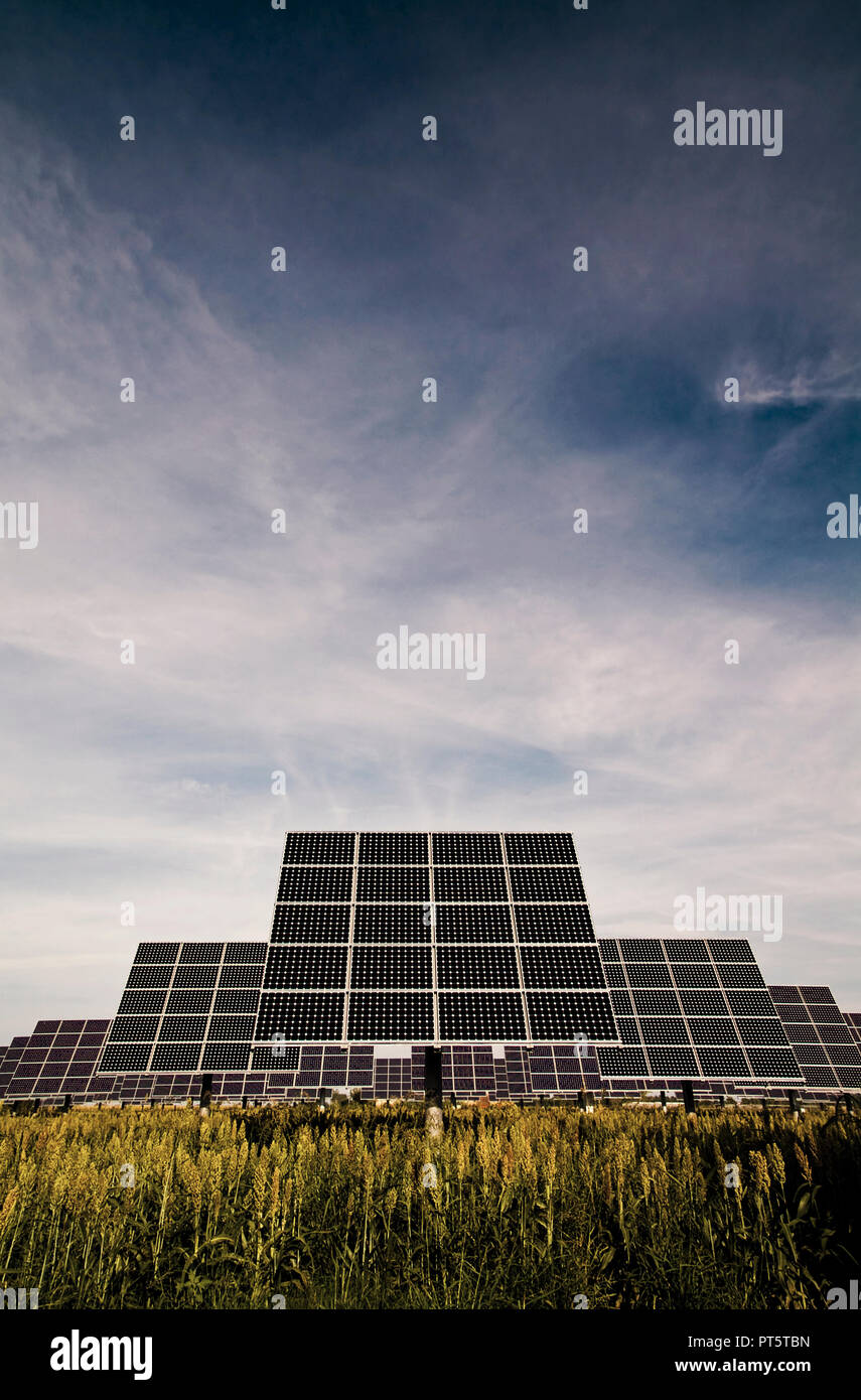Solar trackers, photovoltaic device that orients a payload toward the ...