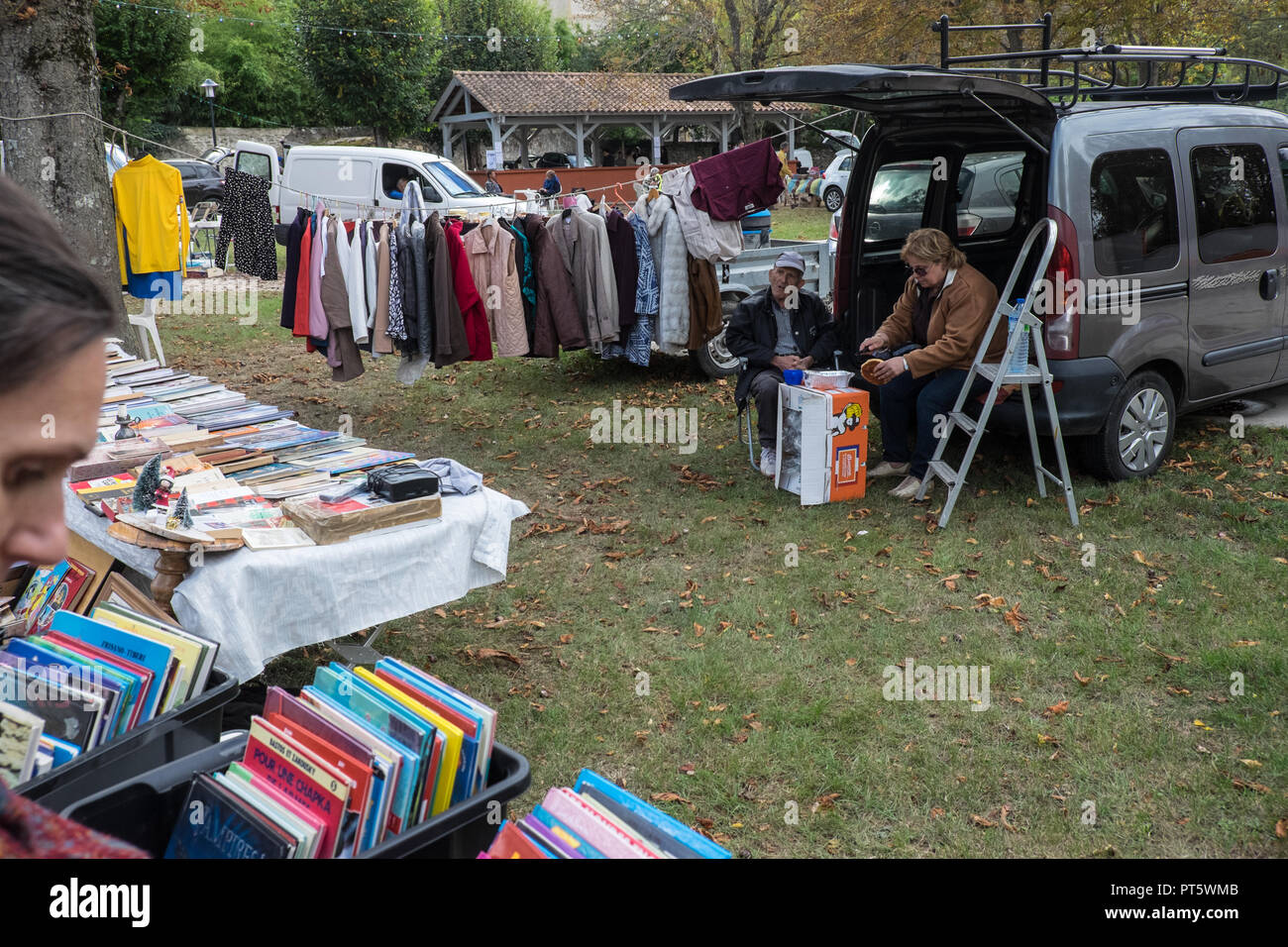 Car,boot,car boot,sale,un ,une,brocante,sell,selling,unwanted,house ...