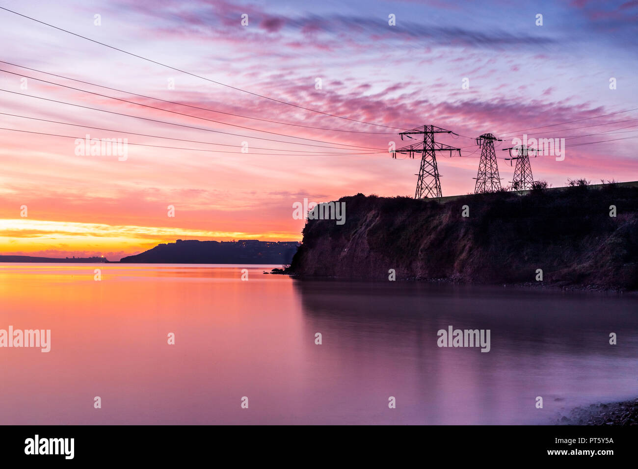 Dc voltage hi-res stock photography and images - Alamy