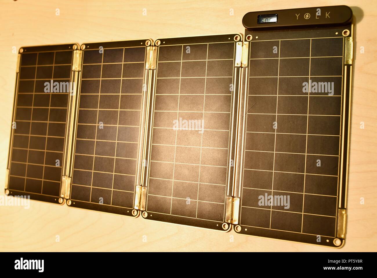 Solar pv modules hi-res stock photography and images - Alamy