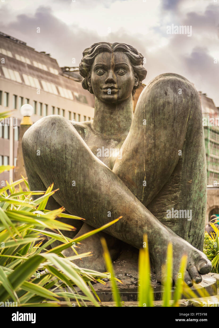 Floosie in the jacuzzi hi-res stock photography and images - Alamy