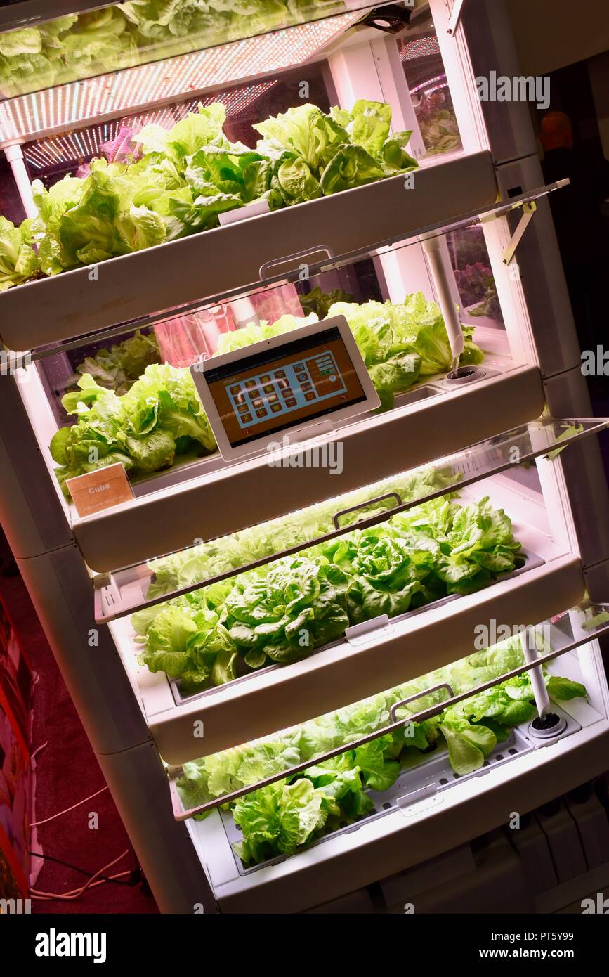 Free soil hi-res stock photography and images - Alamy