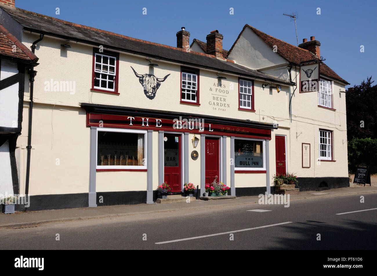 The Bull Inn, Much Hadham, Hertfordshire Stock Photo - Alamy