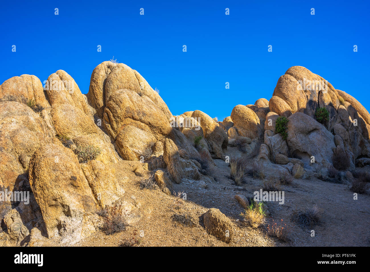 Rock formations alabama hills hi-res stock photography and images - Alamy
