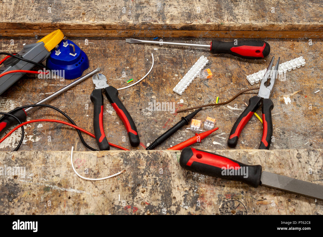 Electrical Hand Tools And Equipments