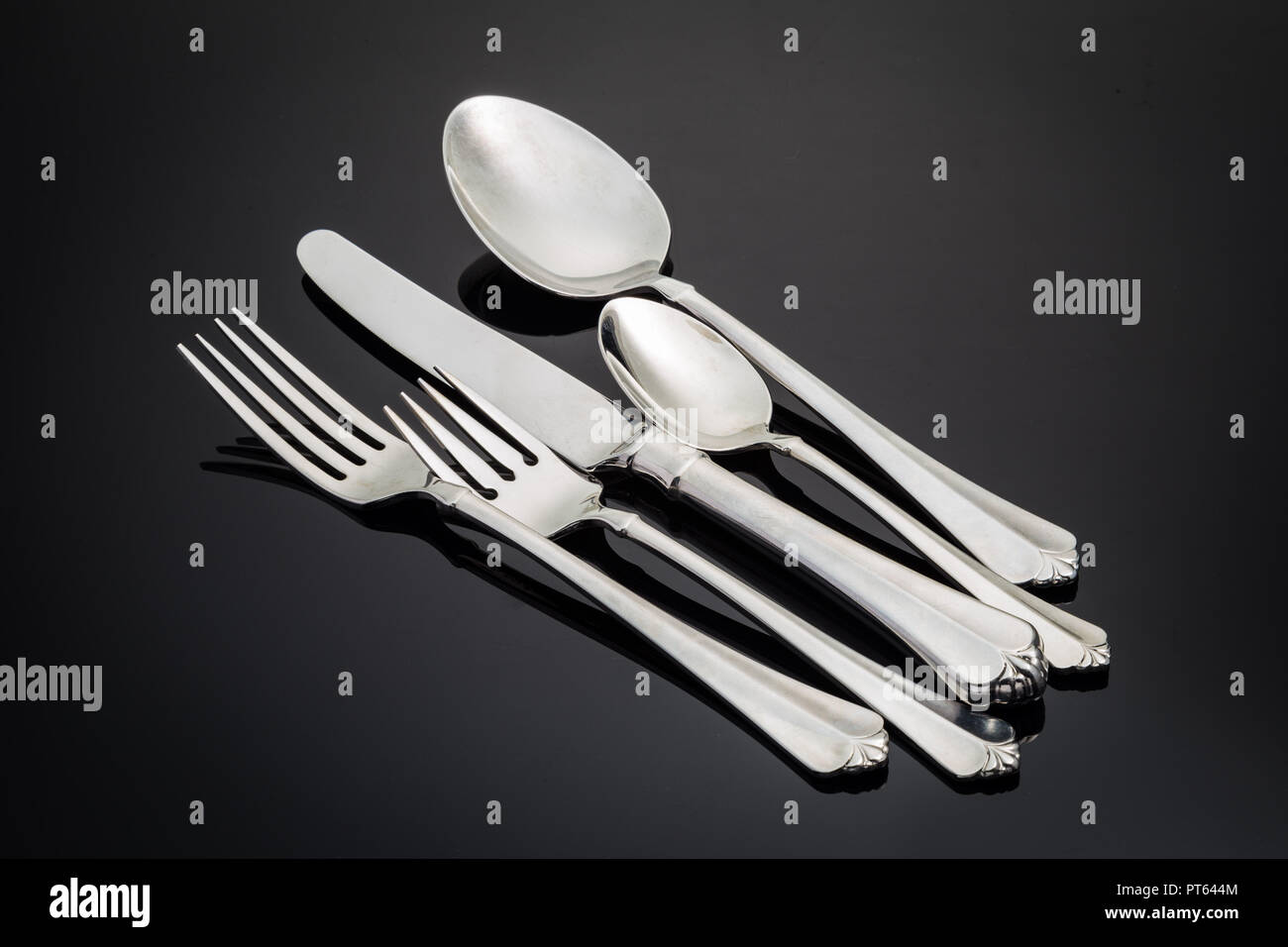 Cutleries hi-res stock photography and images - Alamy