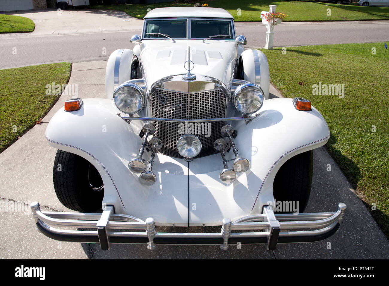 Sinatra car hi-res stock photography and images - Alamy