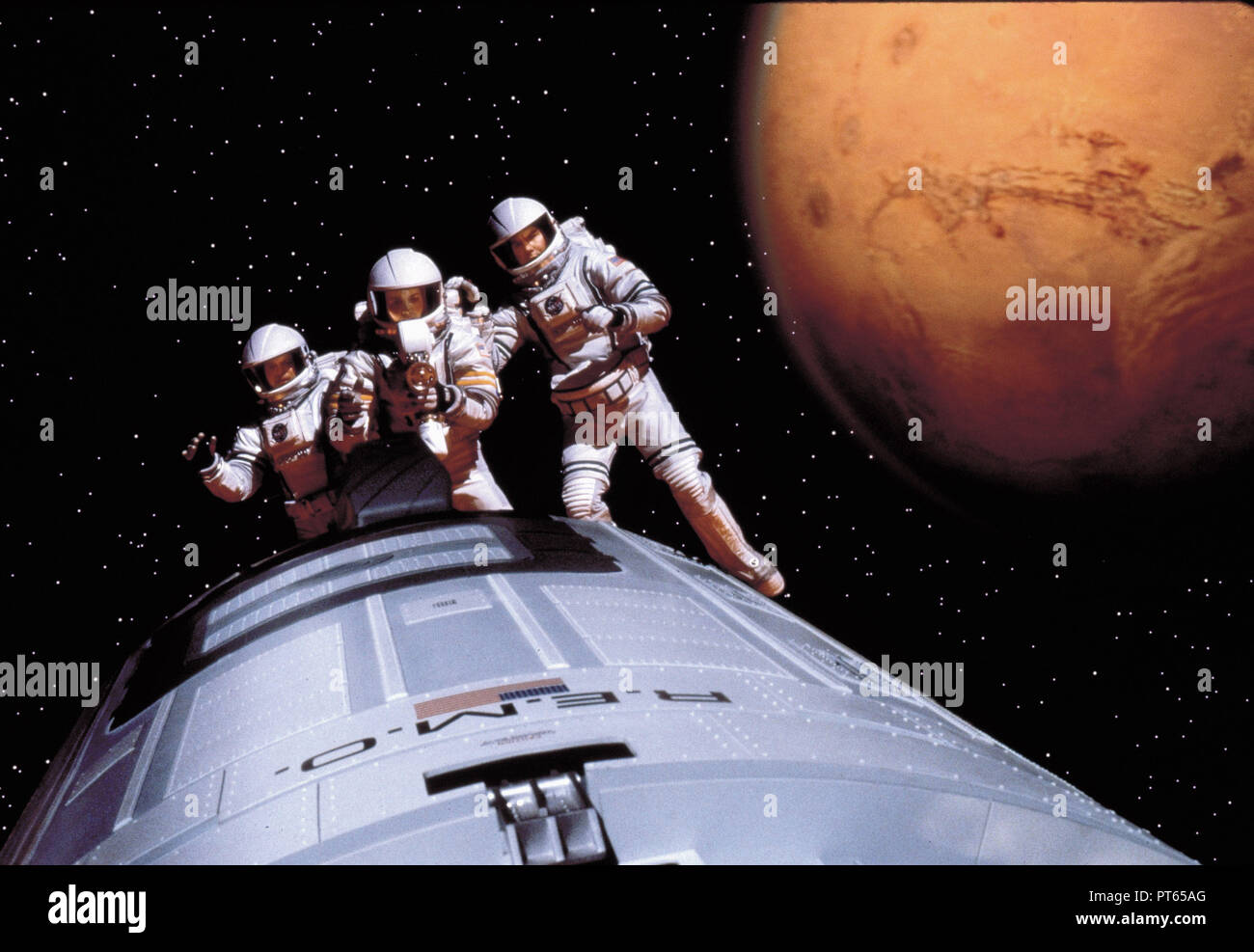 Mission to mars 2000 don cheadle hi-res stock photography and images ...