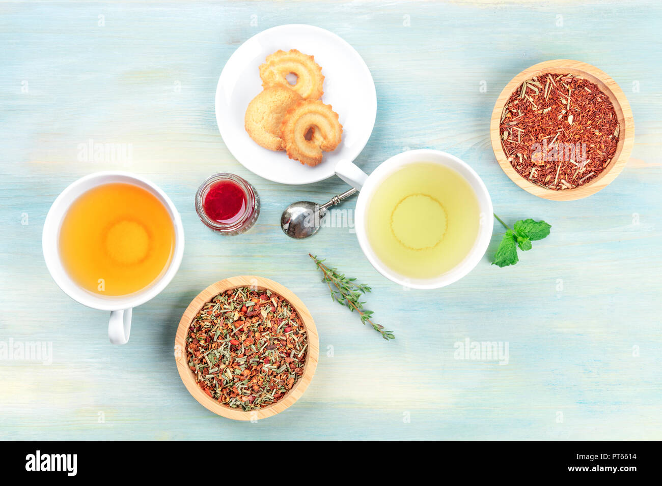 Tea tasting hi-res stock photography and images - Alamy