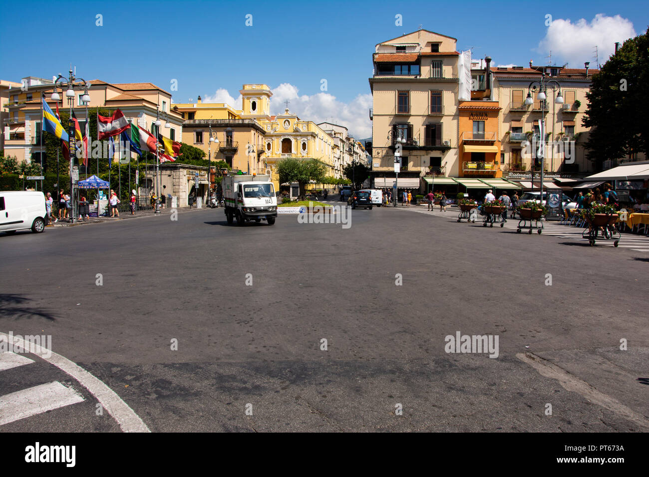 Main square in sorrento hi-res stock photography and images - Alamy