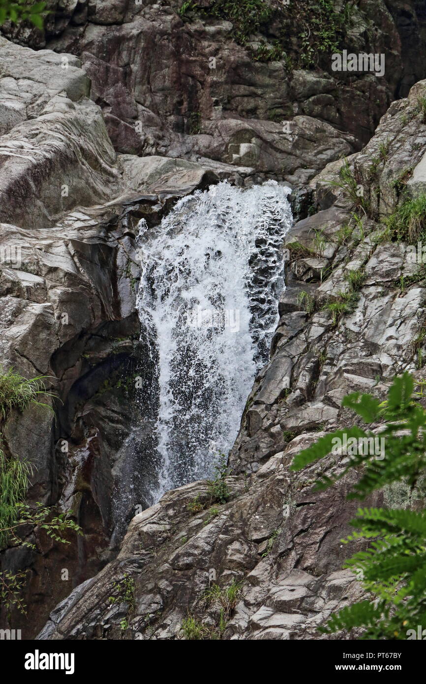 Nunobiki waterfall hi-res stock photography and images - Alamy