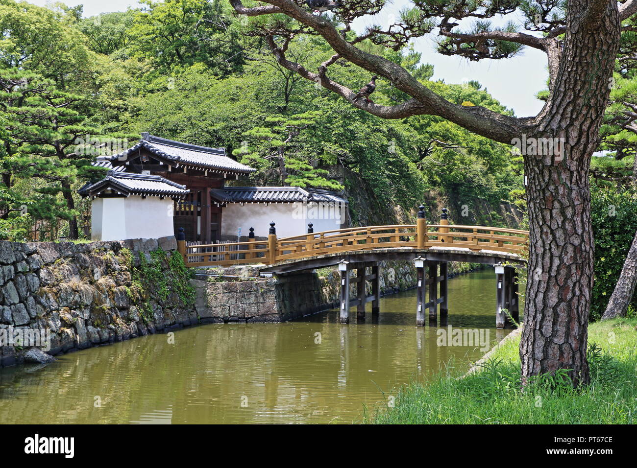 Bridge Over Moat to Otemon Gate, Wakayama Castle, Wakayama, Japan Stock ...