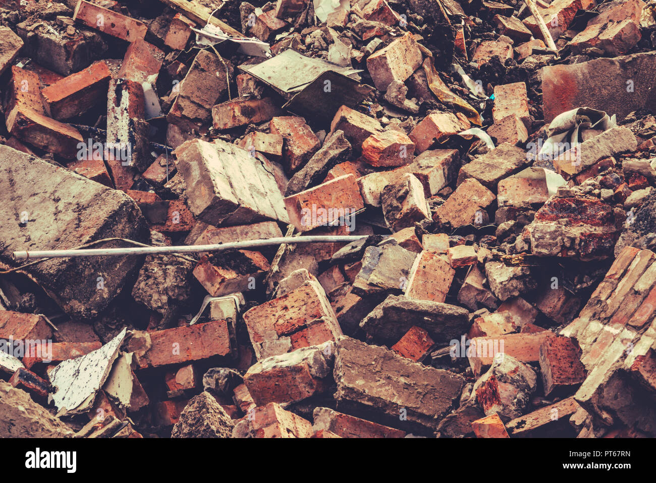 Concrete rubble hi-res stock photography and images - Alamy